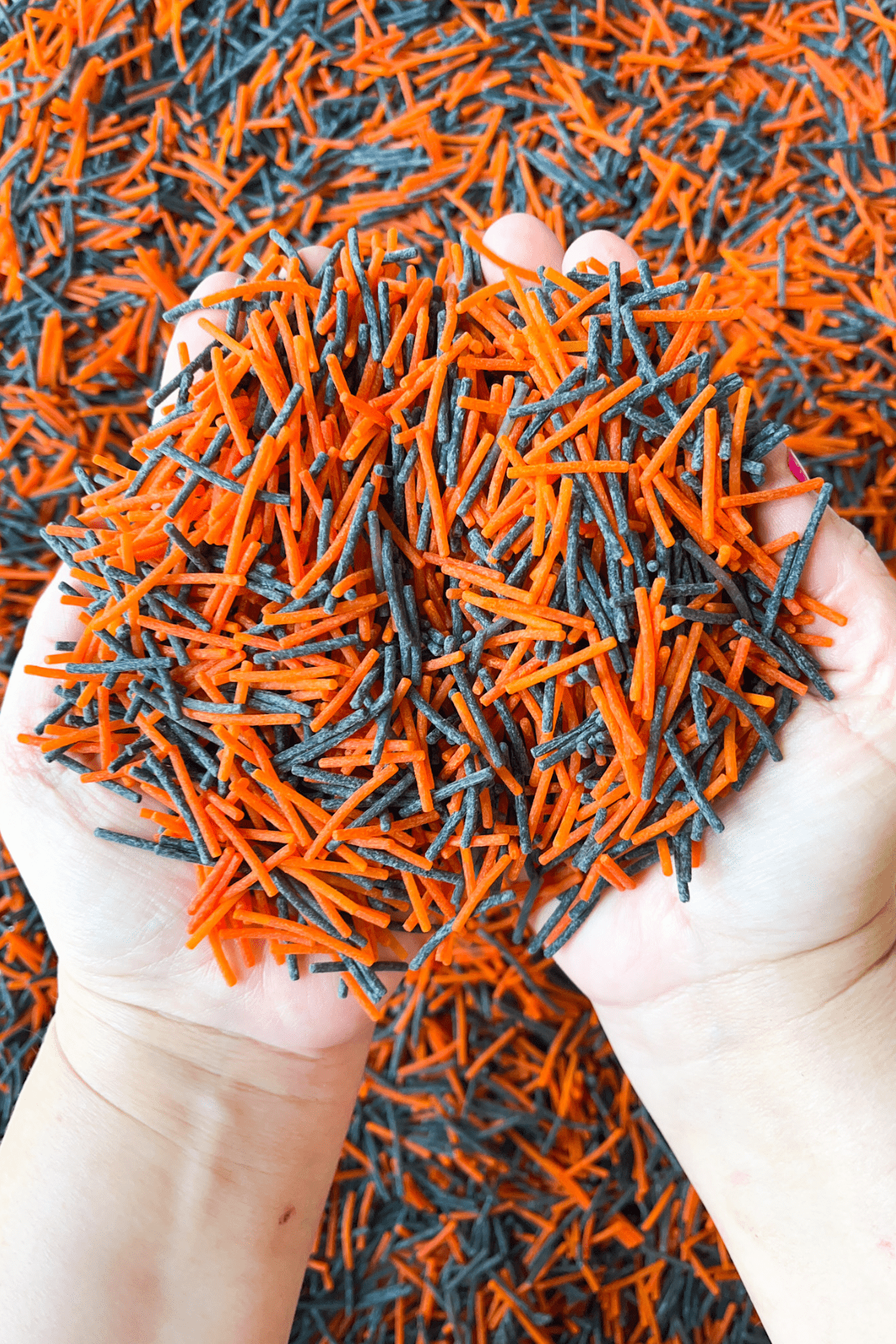 How to Dye Pasta for Sensory and Crafts - Friends Art Lab