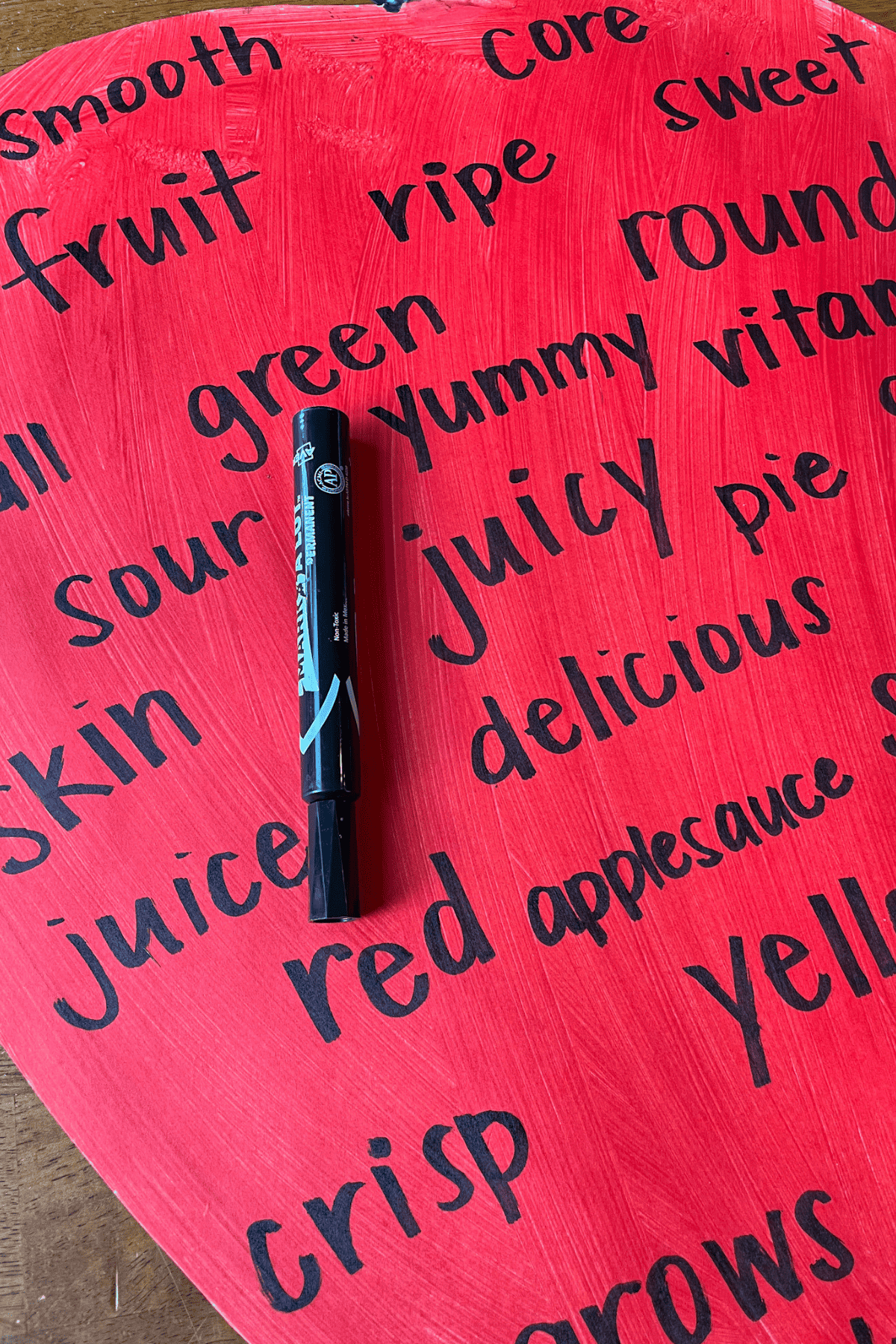 Apple Vocabulary: Preschool Literacy Activity - Friends Art Lab