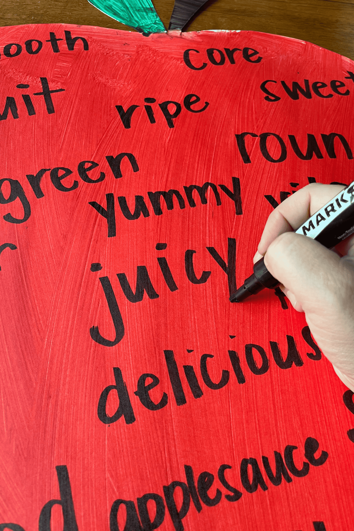 Apple Vocabulary: Preschool Literacy Activity - Friends Art Lab