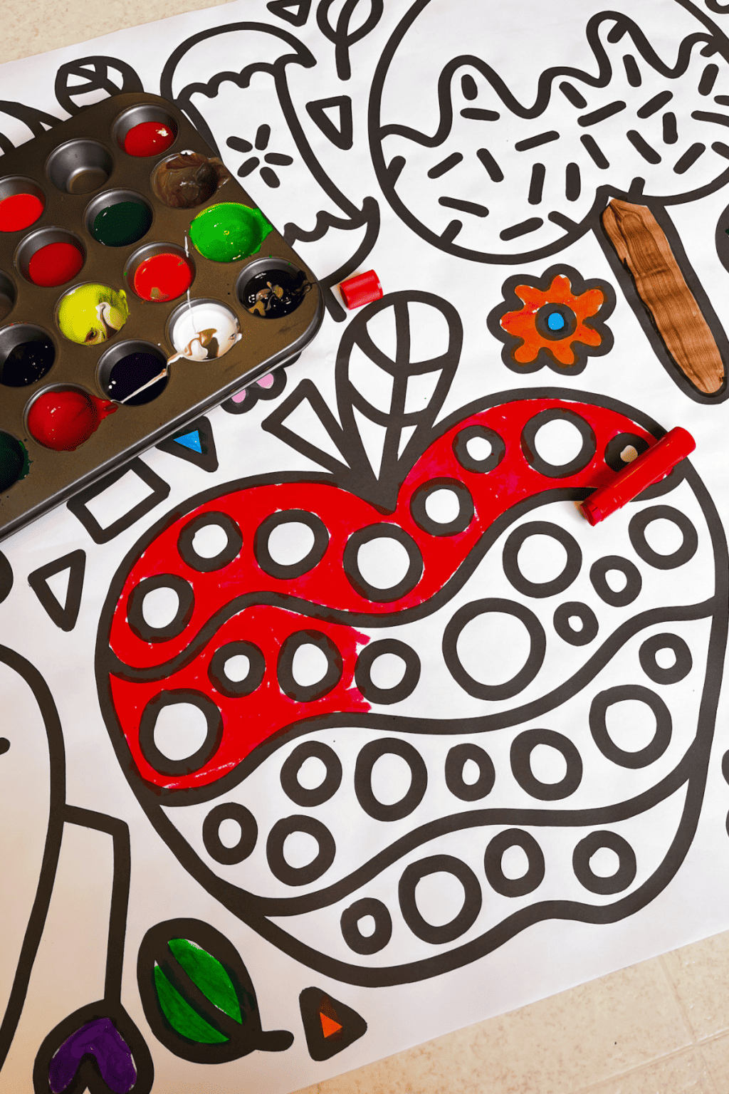 Apple Theme Giant Coloring Banner - Friends Art Lab