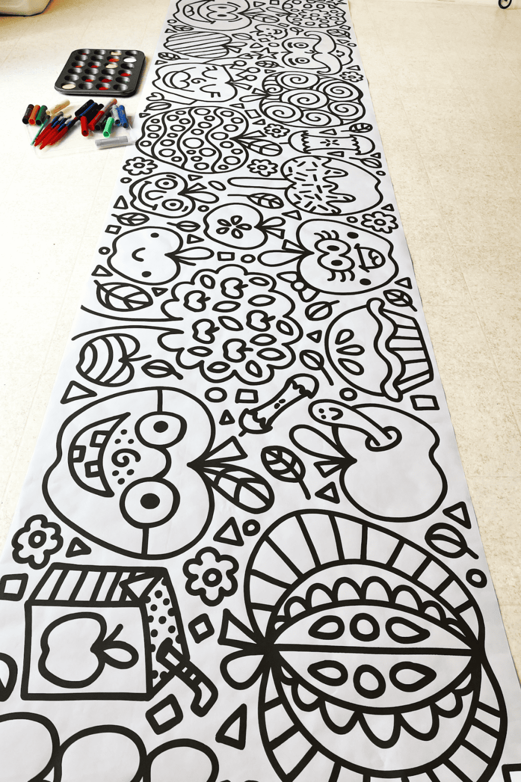 Apple Theme Giant Coloring Banner - Friends Art Lab