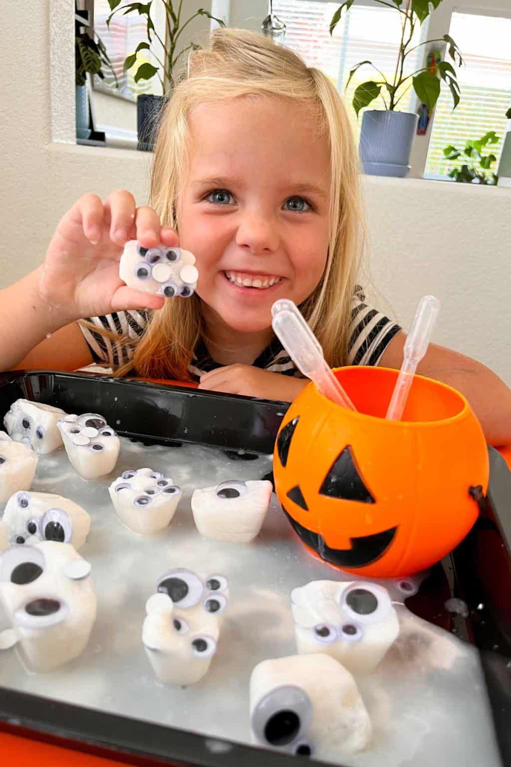 Ghost Ice – Easy Preschool Halloween Activity - Friends Art Lab
