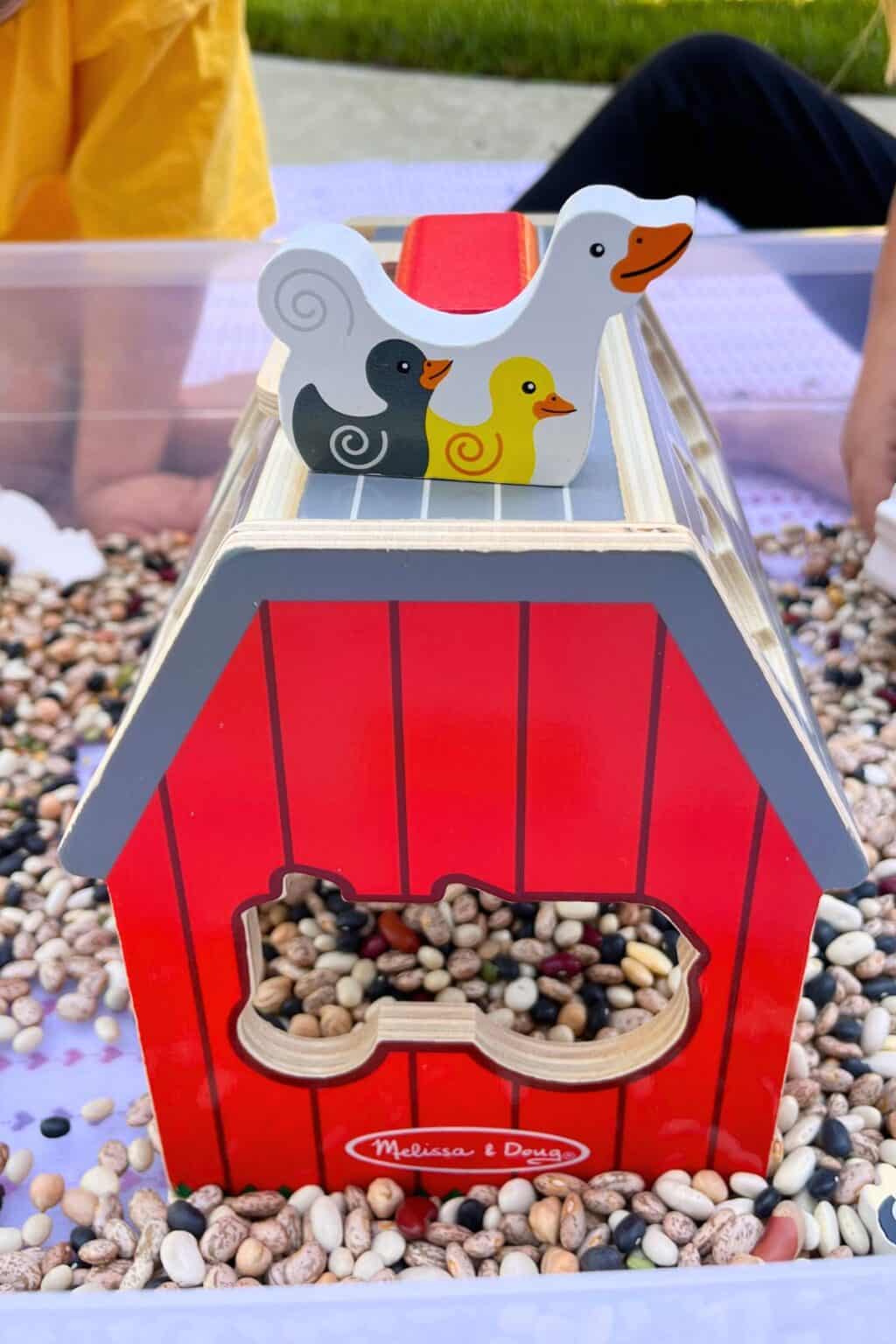 Farm Sensory Bin - Preschool Farm Activity - Friends Art Lab