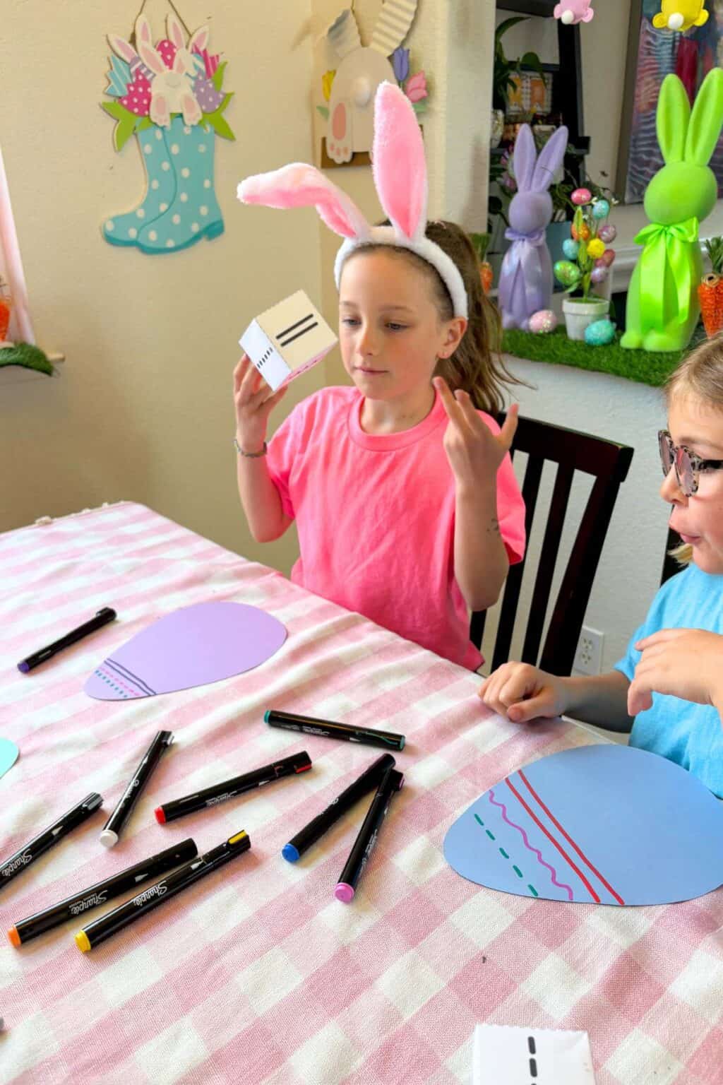 Roll & Draw Easter Egg Art - Friends Art Lab