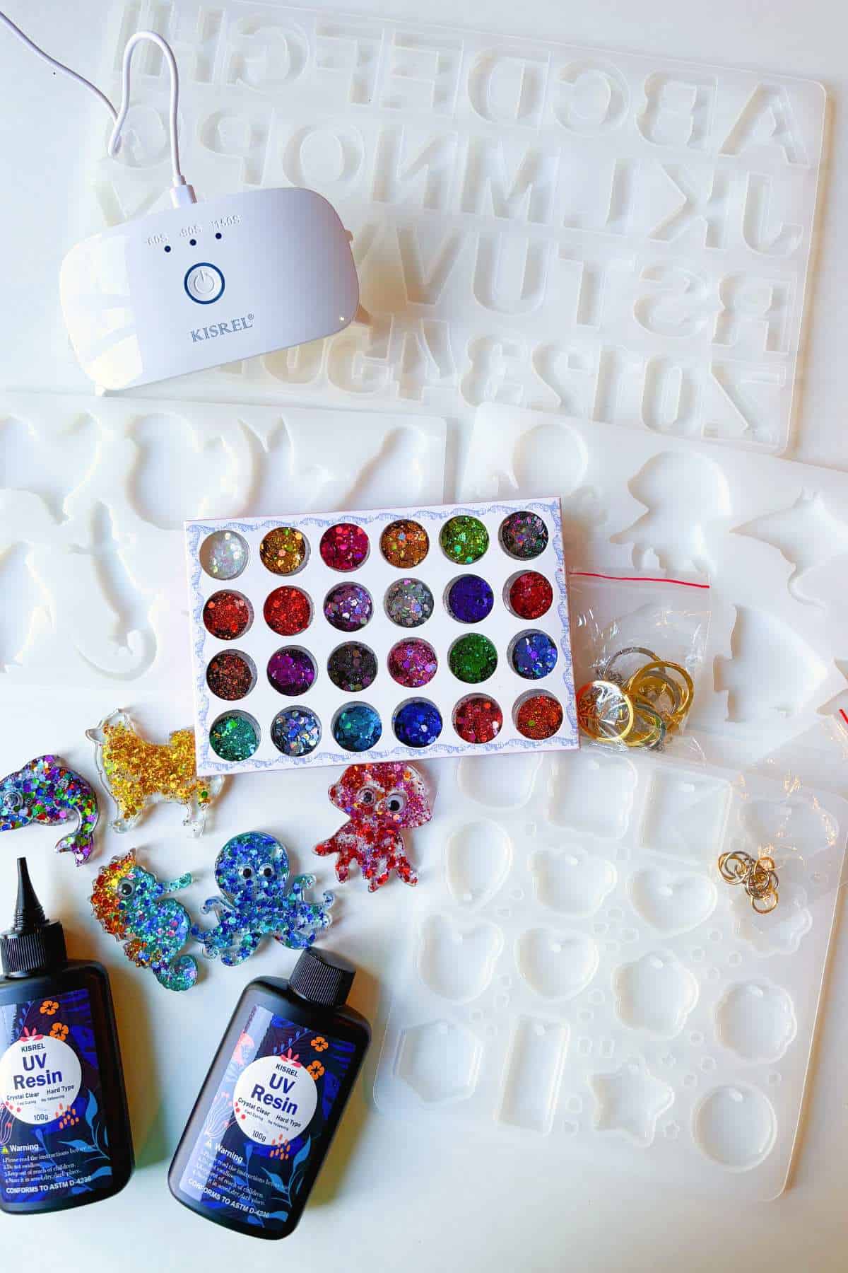 UV Resin for Beginners: Step-by-Step Guide for Kids & Adults - Friends ...